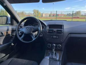Pelēks Mercedes-Benz c-220 2008 Kaišiadorys, ar dzinēja tilpumu 2.15 L un nobraukumu 357 tūkst. km par 4999 €, foto 12 vietnē AUTOMOTO.COM.LV