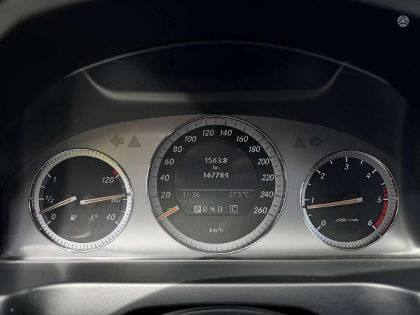 Pelēks Mercedes-Benz c-220 2008 Kauņa, ar dzinēja tilpumu 2.15 L un nobraukumu 168 tūkst. km par 5750 €, foto 10 vietnē AUTOMOTO.COM.LV
