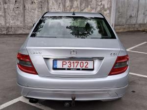 Pelēks Mercedes-Benz c-220 2008 Viļņa, ar dzinēja tilpumu 2.15 L un nobraukumu 337 tūkst. km par 4650 €, foto 10 vietnē AUTOMOTO.COM.LV
