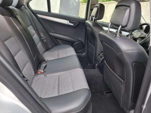 Pelēks Mercedes-Benz c-220 2008 Viļņa, ar dzinēja tilpumu 2.15 L un nobraukumu 337 tūkst. km par 4650 €, foto 26 vietnē AUTOMOTO.COM.LV