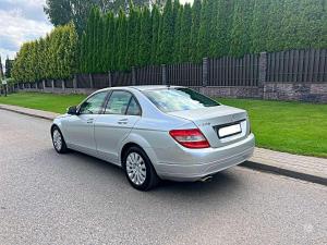 Pelēks Mercedes-Benz c-220 2008 Viļņa, ar dzinēja tilpumu 2.15 L un nobraukumu 397 tūkst. km par 2999 €, foto 7 vietnē AUTOMOTO.COM.LV