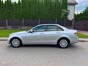 Pelēks Mercedes-Benz c-220 2008 Viļņa, ar dzinēja tilpumu 2.15 L un nobraukumu 397 tūkst. km par 2999 €, foto 8 vietnē AUTOMOTO.COM.LV