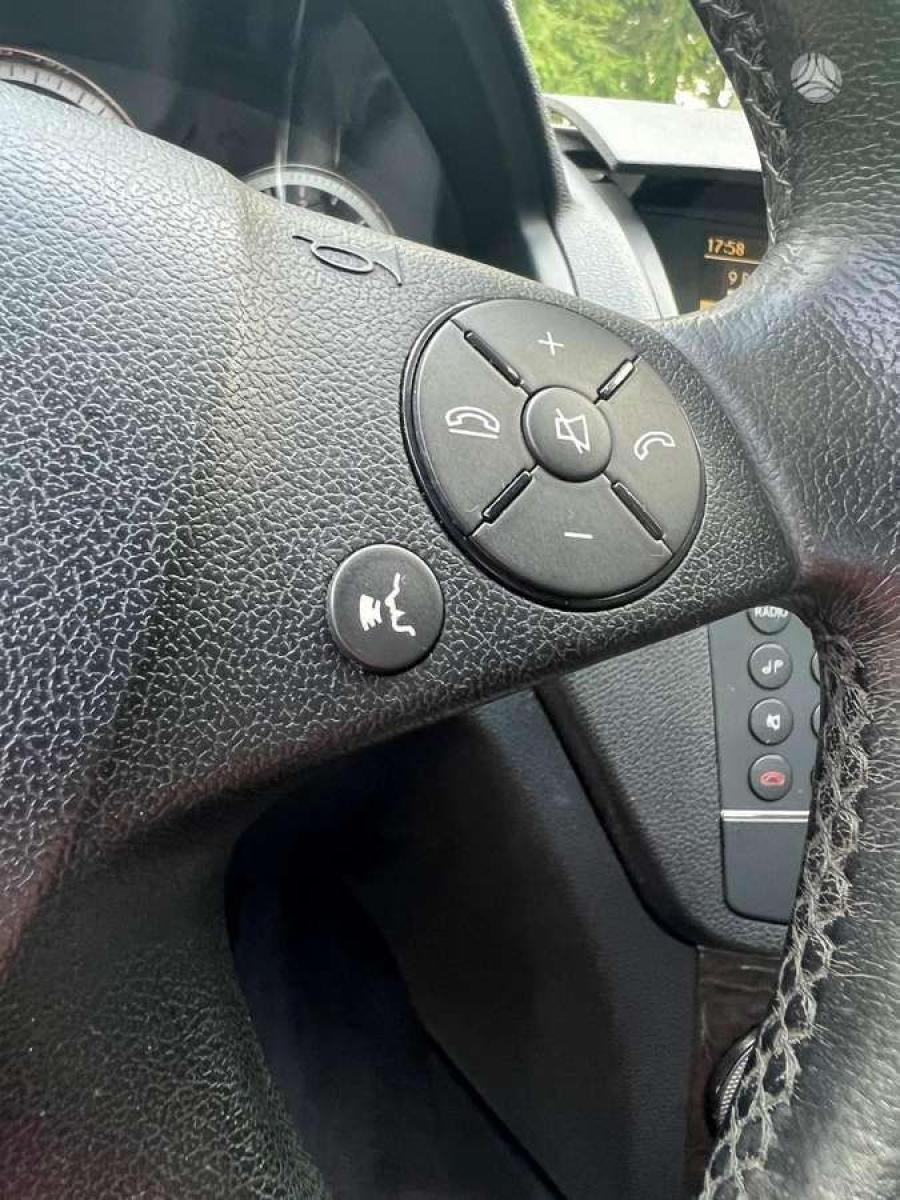 Pelēks Mercedes-Benz c-220 2008 Viļņa, ar dzinēja tilpumu 2.15 L un nobraukumu 397 tūkst. km par 2999 €, foto 25 vietnē AUTOMOTO.COM.LV