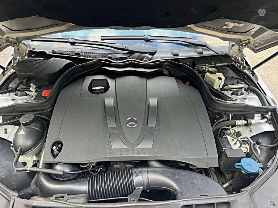 Pelēks Mercedes-Benz c-220 2008 Viļņa, ar dzinēja tilpumu 2.15 L un nobraukumu 397 tūkst. km par 2999 €, foto 26 vietnē AUTOMOTO.COM.LV