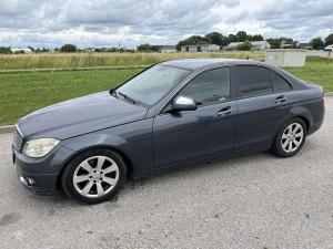 Grey Mercedes-Benz c-220 2008 in Kaunas, with an engine capacity of 2.15 L and mileage of 395 thousand km for 1950 €, photo  on AUTOMOTO.COM.LV