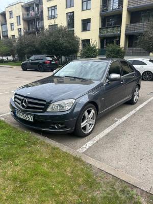 Pelēks Mercedes-Benz c-220 2008 Rīga, ar dzinēja tilpumu 2.20 L un nobraukumu 314 tūkst. km par 4500 €, foto  vietnē AUTOMOTO.COM.LV
