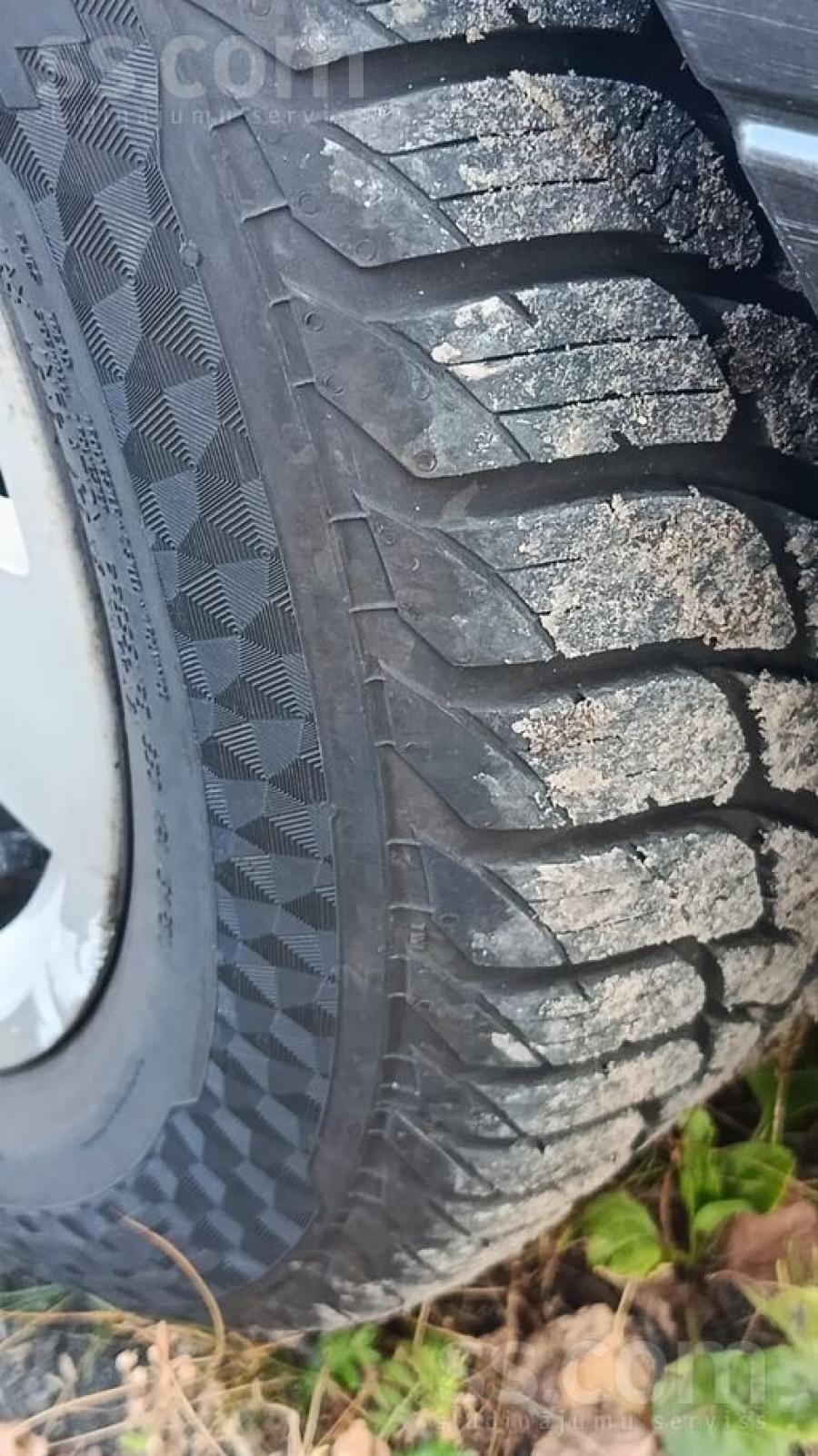 Pelēks Mercedes-Benz c-220 2008 Rīga, ar dzinēja tilpumu 2.10 L un nobraukumu 312 tūkst. km par 1850 €, foto 6 vietnē AUTOMOTO.COM.LV