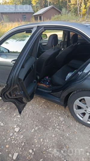 Pelēks Mercedes-Benz c-220 2008 Rīga, ar dzinēja tilpumu 2.10 L un nobraukumu 312 tūkst. km par 1850 €, foto 11 vietnē AUTOMOTO.COM.LV