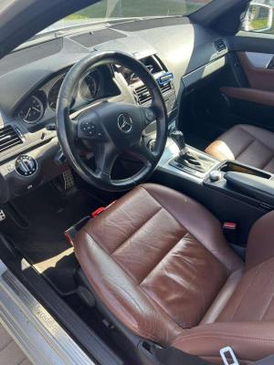 Grey Mercedes-Benz c-220 2008 in Klaipeda, with an engine capacity of 2.20 L and mileage of 307 thousand km for 5200 €, photo 5 on AUTOMOTO.COM.LV
