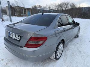Grey Mercedes-Benz c-220 2009 in Vilnius, with an engine capacity of 2.15 L and mileage of 248 thousand km for 4200 €, photo 5 on AUTOMOTO.COM.LV