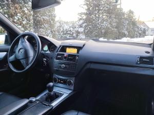 Pelēks Mercedes-Benz c-220 2009 Anykščiai, ar dzinēja tilpumu 2.20 L un nobraukumu 320 tūkst. km par 4150 €, foto 5 vietnē AUTOMOTO.COM.LV