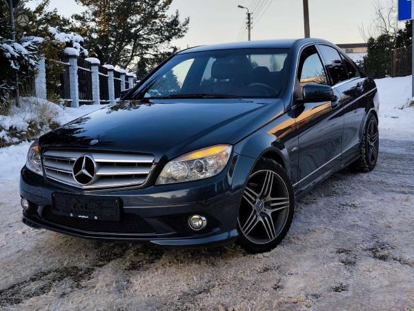 Pelēks Mercedes-Benz c-220 2009 Anykščiai, ar dzinēja tilpumu 2.20 L un nobraukumu 320 tūkst. km par 4150 €, foto 2 vietnē AUTOMOTO.COM.LV