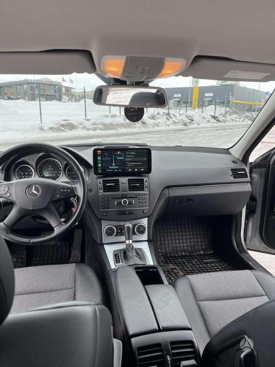 Pelēks Mercedes-Benz c-220 2010 Kauņa, ar dzinēja tilpumu 2.14 L un nobraukumu 261 tūkst. km par 5600 €, foto 11 vietnē AUTOMOTO.COM.LV