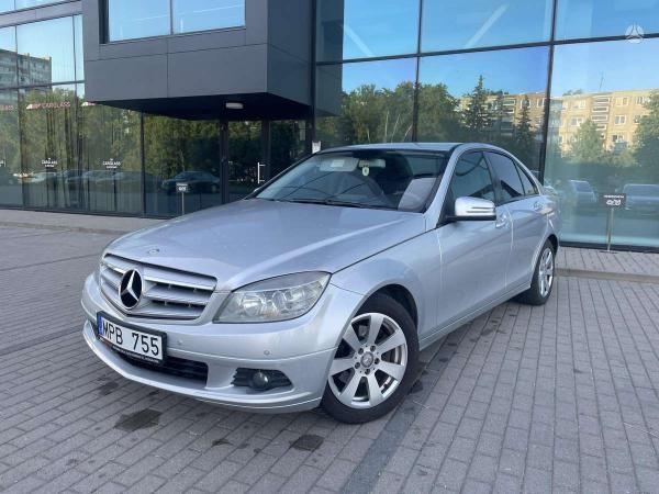 Grey Mercedes-Benz c-220 2010 in Kaunas, with an engine capacity of 2.20 L and mileage of 290 thousand km for 4450 €, photo 1 on AUTOMOTO.COM.LV