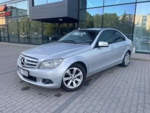 Pelēks Mercedes-Benz c-220 2010 Kauņa, ar dzinēja tilpumu 2.20 L un nobraukumu 290 tūkst. km par 4450 €, foto 3 vietnē AUTOMOTO.COM.LV