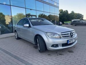 Pelēks Mercedes-Benz c-220 2010 Kauņa, ar dzinēja tilpumu 2.20 L un nobraukumu 290 tūkst. km par 4450 €, foto 4 vietnē AUTOMOTO.COM.LV