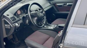 Pelēks Mercedes-Benz c-220 2010 Rīga, ar dzinēja tilpumu 2.10 L un nobraukumu 264 tūkst. km par 5600 €, foto 9 vietnē AUTOMOTO.COM.LV