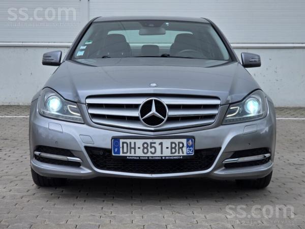 Pelēks Mercedes-Benz c-220 2011 Rīga, ar dzinēja tilpumu 2.20 L un nobraukumu 226 tūkst. km par 6990 €, foto 5 vietnē AUTOMOTO.COM.LV