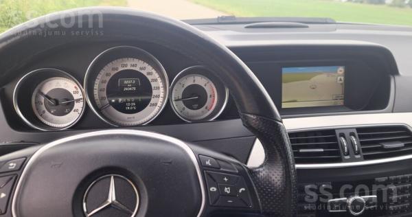 Pelēks Mercedes-Benz c-220 2012 Jēkabpils, ar dzinēja tilpumu 2.20 L un nobraukumu 244 tūkst. km par 9200 €, foto 6 vietnē AUTOMOTO.COM.LV