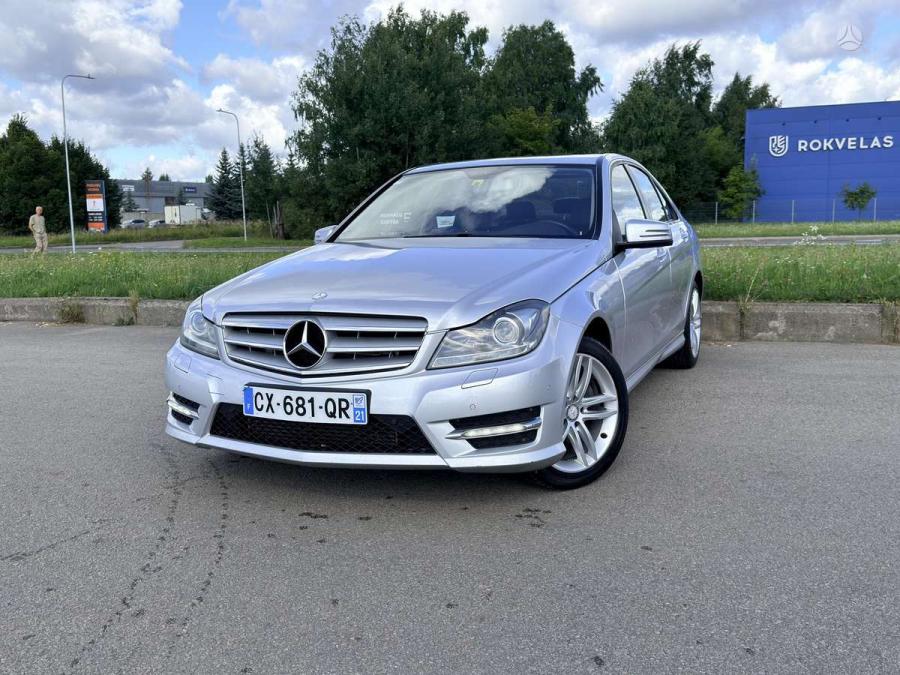 Grey Mercedes-Benz c-220 2013 in Panevezys, with an engine capacity of 2.14 L and mileage of 380 thousand km for 6990 €, photo 1 on AUTOMOTO.COM.LV