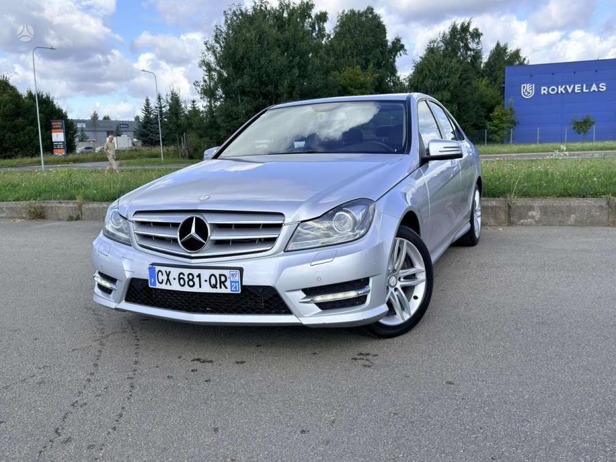 Grey Mercedes-Benz c-220 2013 in Panevezys, with an engine capacity of 2.14 L and mileage of 380 thousand km for 6990 €, photo 6 on AUTOMOTO.COM.LV