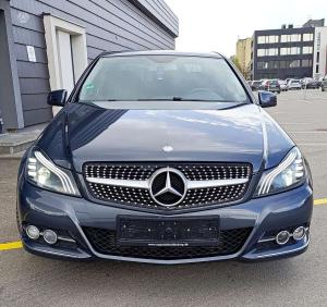 Pelēks Mercedes-Benz c-220 2013 Kauņa, ar dzinēja tilpumu 0.00 L un nobraukumu 263 tūkst. km par 5900 €, foto 3 vietnē AUTOMOTO.COM.LV
