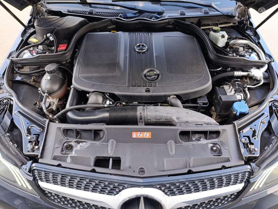 Pelēks Mercedes-Benz c-220 2013 Kauņa, ar dzinēja tilpumu 0.00 L un nobraukumu 263 tūkst. km par 5900 €, foto 14 vietnē AUTOMOTO.COM.LV