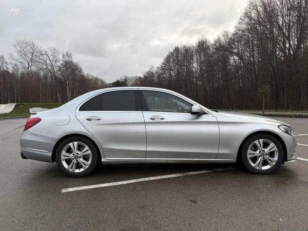 Grey Mercedes-Benz c-220 2014 in Klaipeda, with an engine capacity of 2.14 L and mileage of 225 thousand km for 12000 €, photo 2 on AUTOMOTO.COM.LV