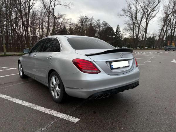 Grey Mercedes-Benz c-220 2014 in Klaipeda, with an engine capacity of 2.14 L and mileage of 225 thousand km for 12000 €, photo 5 on AUTOMOTO.COM.LV