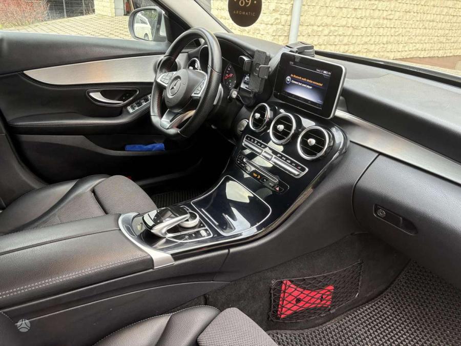 Pelēks Mercedes-Benz c-220 2014 Klaipėda, ar dzinēja tilpumu 2.14 L un nobraukumu 225 tūkst. km par 12000 €, foto 8 vietnē AUTOMOTO.COM.LV