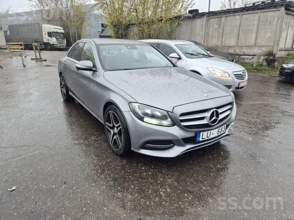 Pelēks Mercedes-Benz c-220 2014 Rīga, ar dzinēja tilpumu 2.20 L un nobraukumu 278 tūkst. km par 13990 €, foto 2 vietnē AUTOMOTO.COM.LV
