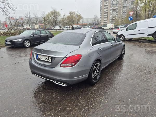 Pelēks Mercedes-Benz c-220 2014 Rīga, ar dzinēja tilpumu 2.20 L un nobraukumu 278 tūkst. km par 13990 €, foto 6 vietnē AUTOMOTO.COM.LV