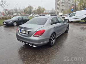 Pelēks Mercedes-Benz c-220 2014 Rīga, ar dzinēja tilpumu 2.20 L un nobraukumu 278 tūkst. km par 13990 €, foto 7 vietnē AUTOMOTO.COM.LV