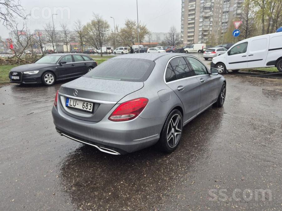 Pelēks Mercedes-Benz c-220 2014 Rīga, ar dzinēja tilpumu 2.20 L un nobraukumu 278 tūkst. km par 13990 €, foto 7 vietnē AUTOMOTO.COM.LV