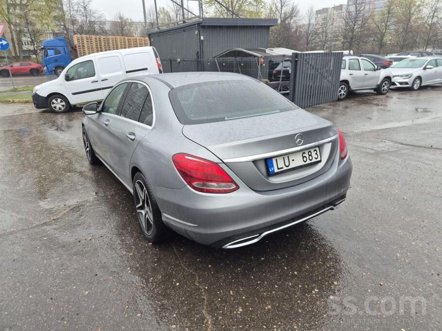 Pelēks Mercedes-Benz c-220 2014 Rīga, ar dzinēja tilpumu 2.20 L un nobraukumu 278 tūkst. km par 13990 €, foto 9 vietnē AUTOMOTO.COM.LV