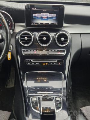 Pelēks Mercedes-Benz c-220 2014 Rīga, ar dzinēja tilpumu 2.20 L un nobraukumu 278 tūkst. km par 13990 €, foto 13 vietnē AUTOMOTO.COM.LV