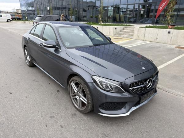 Grey Mercedes-Benz c-220 2014 in Panevezys, with an engine capacity of 2.10 L and mileage of 194 thousand km for 13500 €, photo 2 on AUTOMOTO.COM.LV