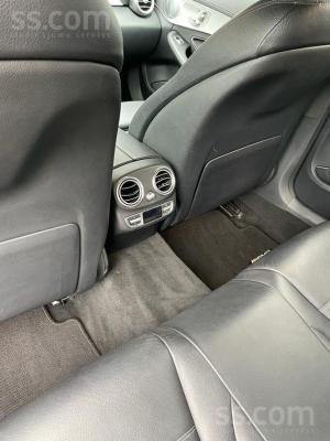 Grey Mercedes-Benz c-220 2014 in Riga, with an engine capacity of 2.20 L and mileage of 290 thousand km for 15500 €, photo 19 on AUTOMOTO.COM.LV