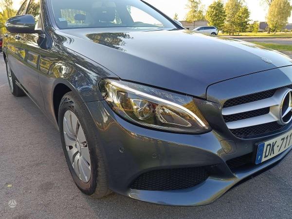 Grey Mercedes-Benz c-220 2014 in Taurage, with an engine capacity of 2.14 L and mileage of 240 thousand km for 11500 €, photo 3 on AUTOMOTO.COM.LV