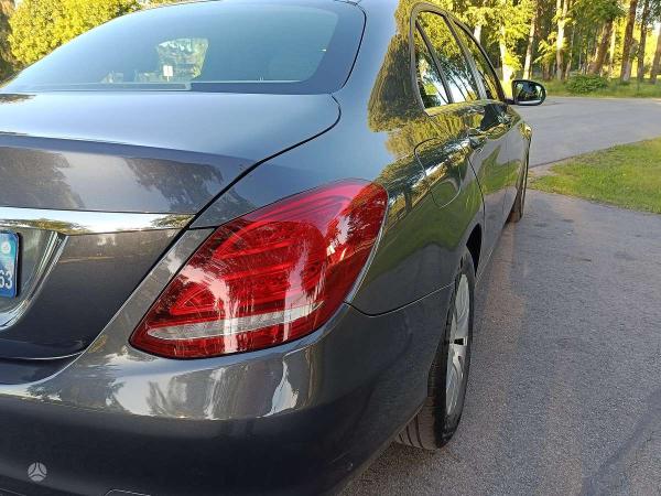 Grey Mercedes-Benz c-220 2014 in Taurage, with an engine capacity of 2.14 L and mileage of 240 thousand km for 11500 €, photo 9 on AUTOMOTO.COM.LV