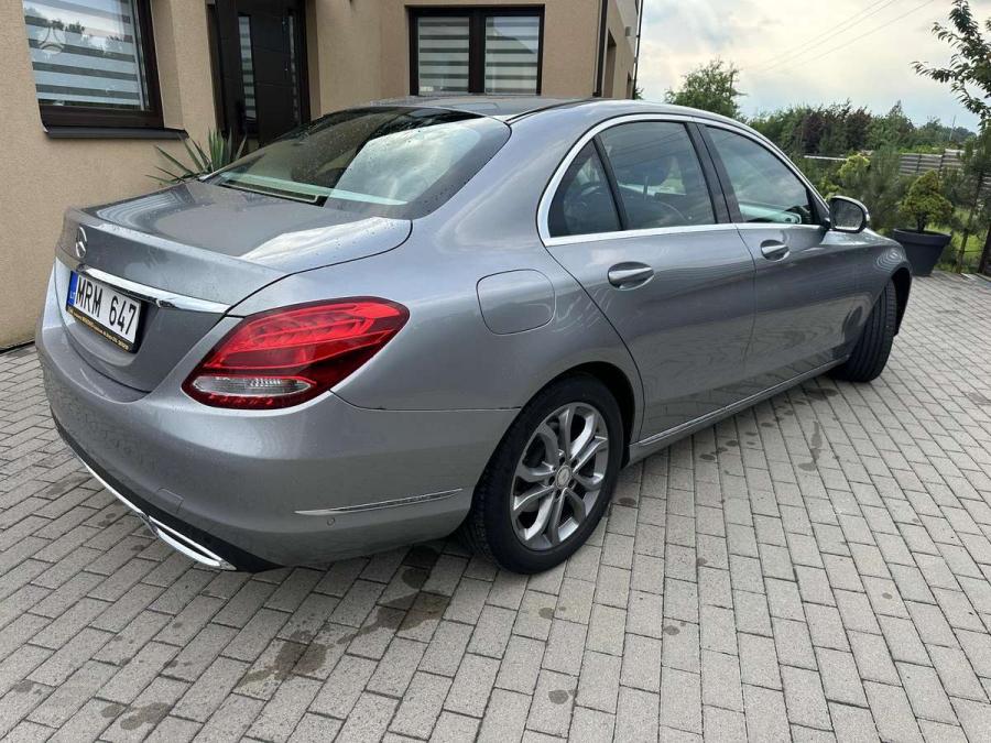 Grey Mercedes-Benz c-220 2014 in Alytus, with an engine capacity of 2.14 L and mileage of 330 thousand km for 9999 €, photo 5 on AUTOMOTO.COM.LV