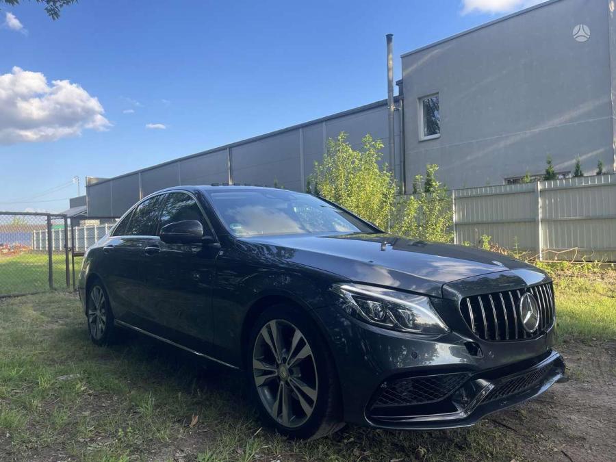 Pelēks Mercedes-Benz c-220 2014 Kauņa, ar dzinēja tilpumu 2.14 L un nobraukumu 151 tūkst. km par 12850 €, foto 6 vietnē AUTOMOTO.COM.LV