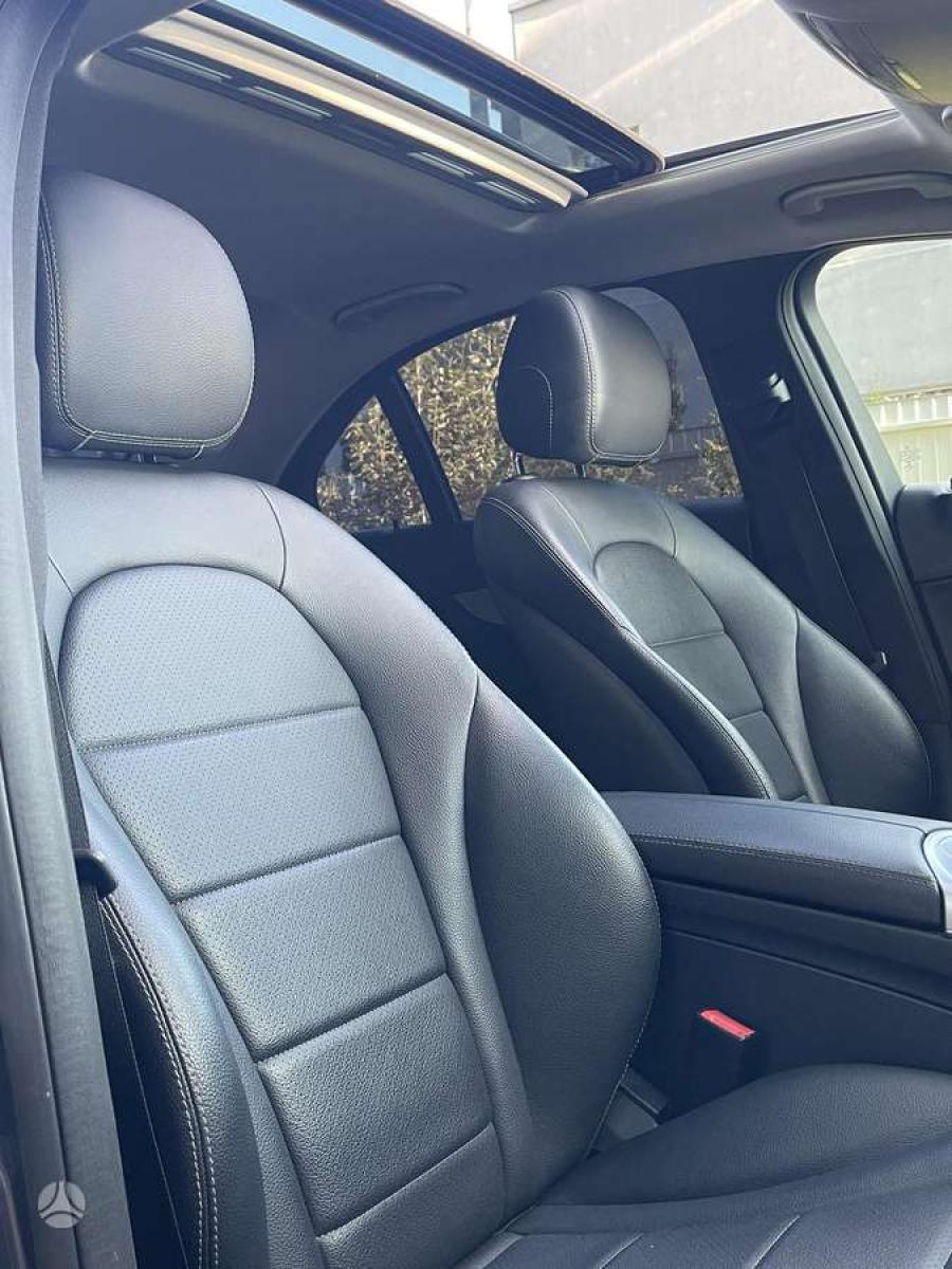 Pelēks Mercedes-Benz c-220 2014 Kauņa, ar dzinēja tilpumu 2.14 L un nobraukumu 151 tūkst. km par 12850 €, foto 20 vietnē AUTOMOTO.COM.LV