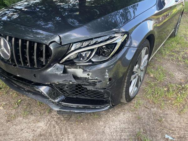 Grey Mercedes-Benz c-220 2014 in Kaunas, with an engine capacity of 2.14 L and mileage of 151 thousand km for 12850 €, photo 3 on AUTOMOTO.COM.LV
