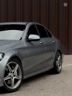 Pelēks Mercedes-Benz c-220 2014 Kauņa, ar dzinēja tilpumu 2.14 L un nobraukumu 260 tūkst. km par 15500 €, foto 7 vietnē AUTOMOTO.COM.LV