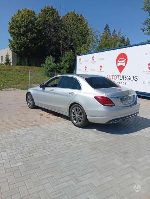 Grey Mercedes-Benz c-220 2014 in Taurage, with an engine capacity of 2.14 L and mileage of 236 thousand km for 12200 €, photo 8 on AUTOMOTO.COM.LV