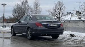 Серый Мерседес Ц 220 2014 в Рига, объемом двигателя 2.20 л и пробегом 351 тыс. км за 13000 €, фото 5 на AUTOMOTO.COM.LV