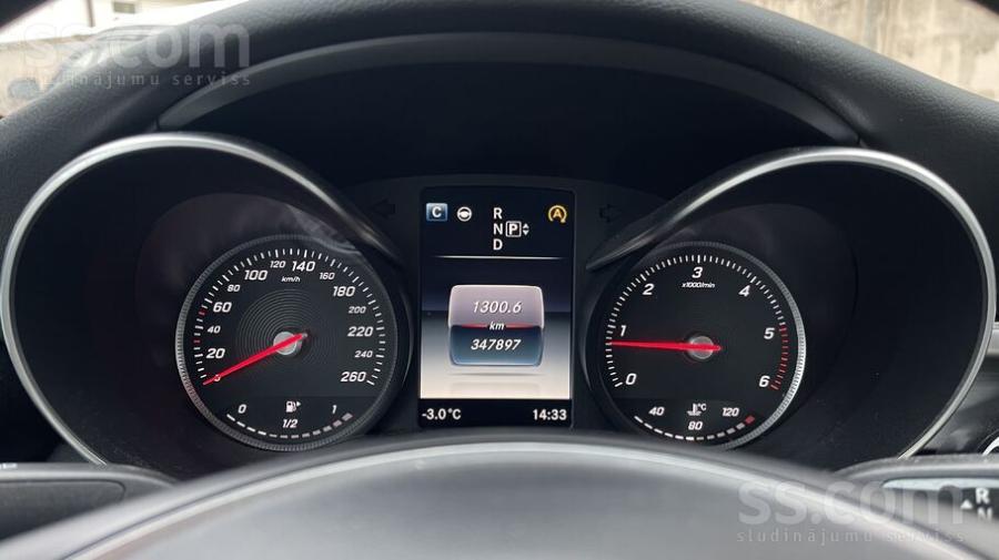 Серый Мерседес Ц 220 2014 в Рига, объемом двигателя 2.20 л и пробегом 351 тыс. км за 13000 €, фото 12 на AUTOMOTO.COM.LV