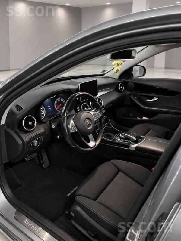 Pelēks Mercedes-Benz c-220 2014 Rīga, ar dzinēja tilpumu 2.20 L un nobraukumu 200 tūkst. km par 12550 €, foto 5 vietnē AUTOMOTO.COM.LV