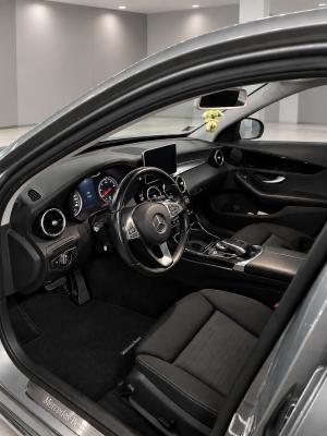 Grey Mercedes-Benz c-220 2014 in Riga, with an engine capacity of 2.20 L and mileage of 200 thousand km for 12550 €, photo 4 on AUTOMOTO.COM.LV
